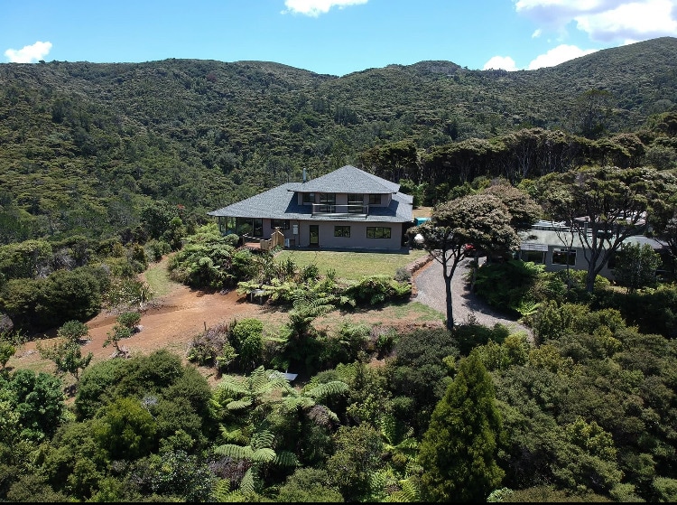 Schooner Bay Retreat: a unique Japanese style home - Houses for Rent in ...