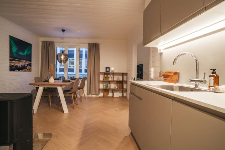 Nyrenovert Leilighet Midt I Sentrum - Tromsø