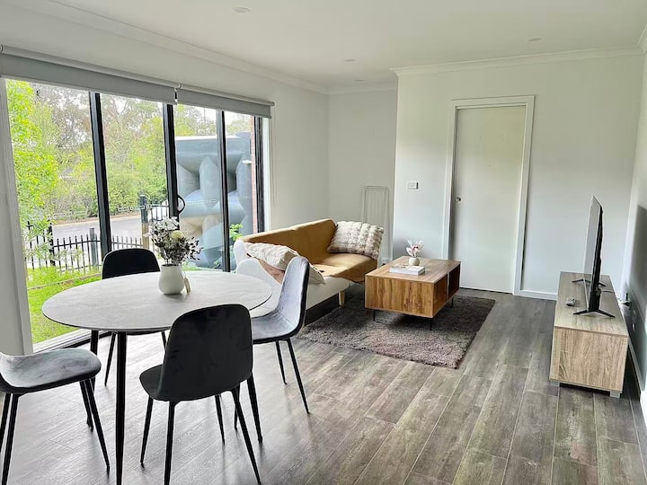 Townhouse Inwantirna - Croydon