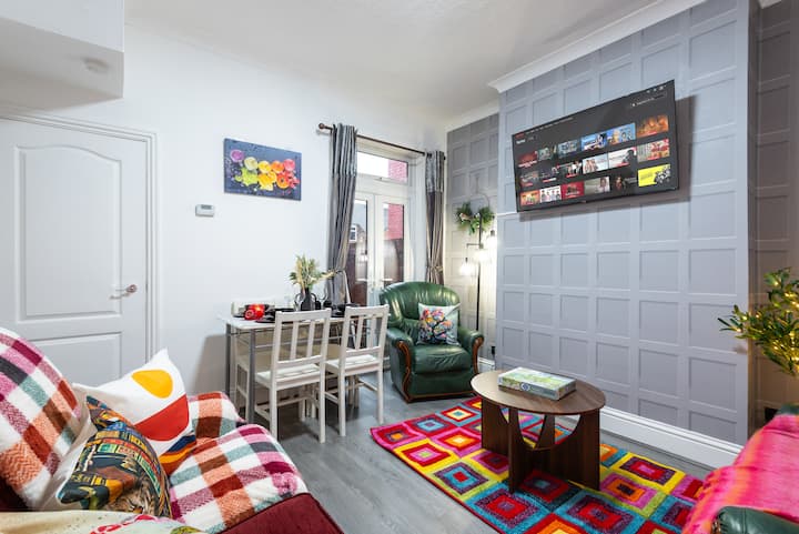 Jesu Snug 4 Bedrooms  1.5 Bath Home By Jesouth - Beverley