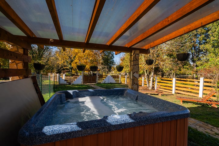 6 Fős Vendégház Kültéri Jakuzzival - Kaposvár