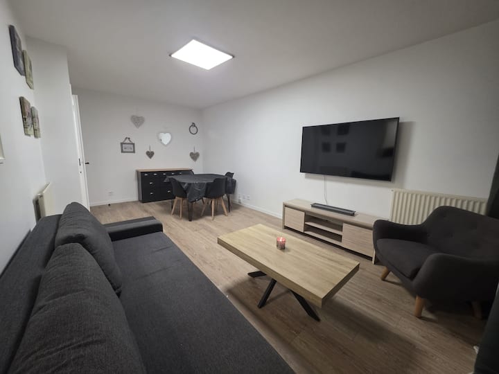 Charmant Appart, Proche Gare Et Sites Touristiques - Osny