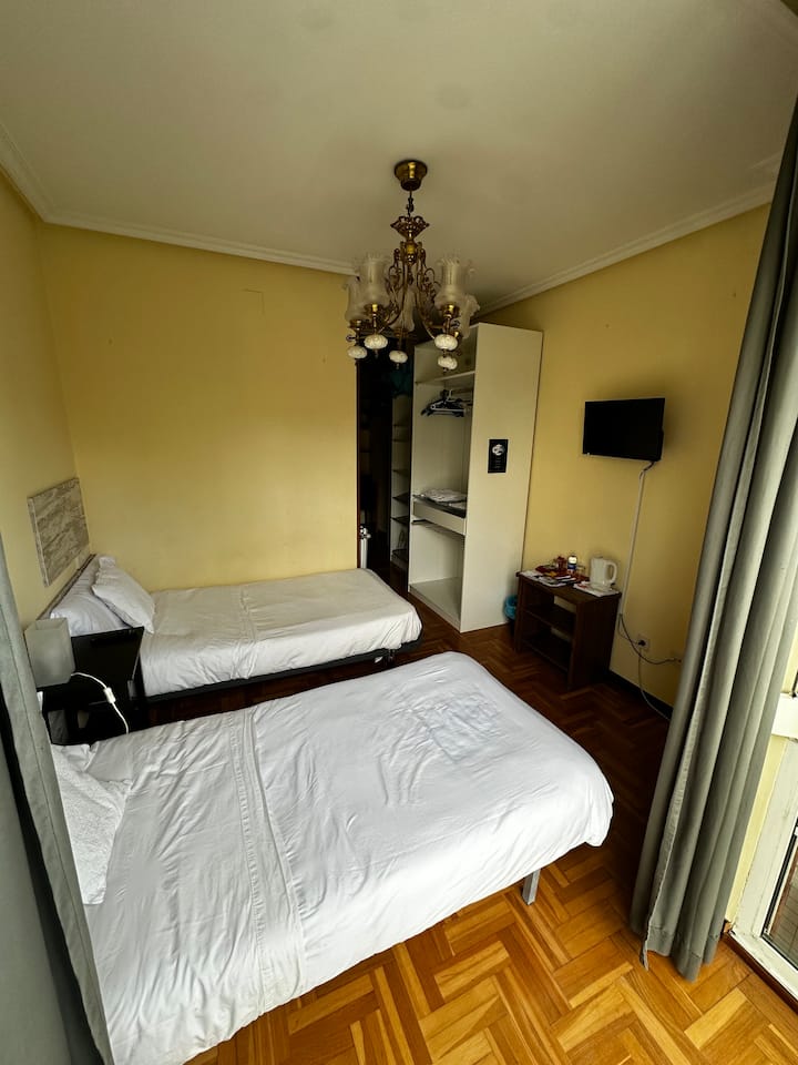 Habitación Doble Céntrica - Oviedo