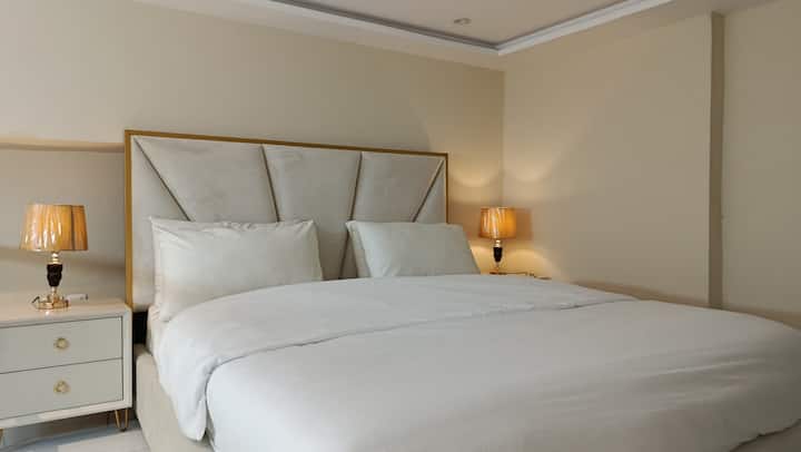 #1 Modren One Bedroom Loft Apartment In Amanah - Lahore