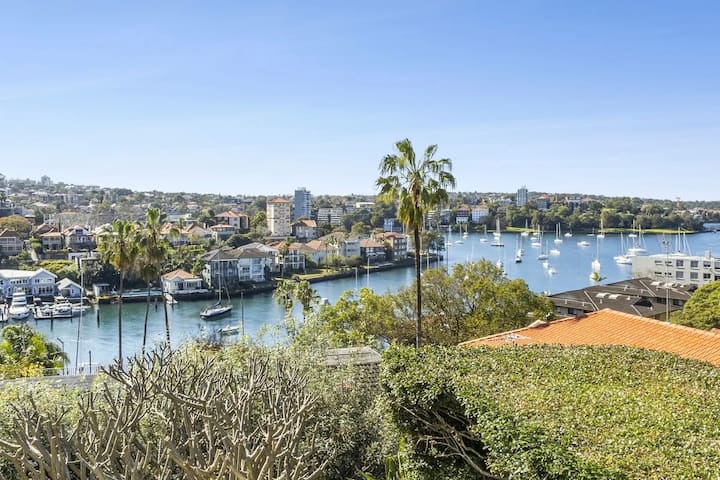 3br Kirribilli Home • Water Views • 10 Min To City - Willoughby