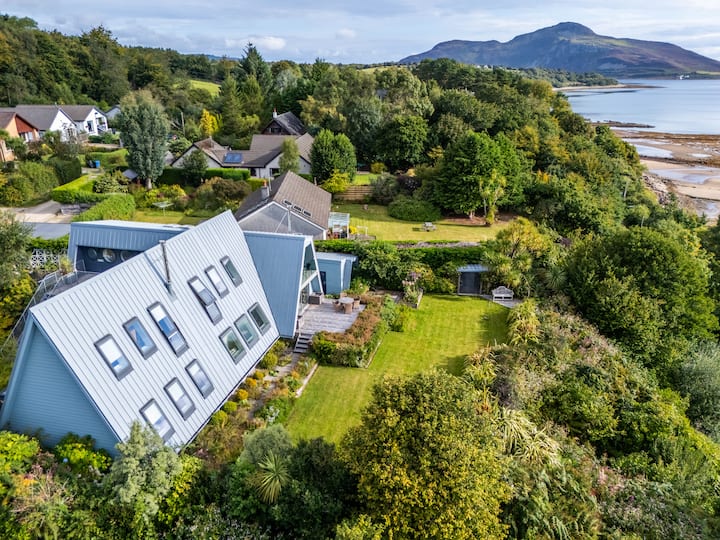 Ad Astra, Arran - Brodick