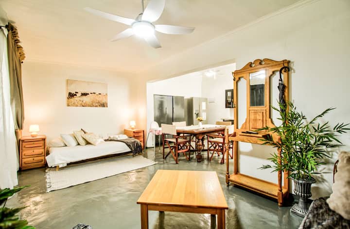 Peaceful Luxurious Fully Equipped Home. - Centurion