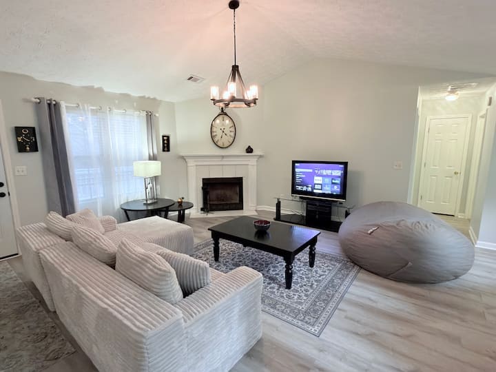 House On The Hill - Lawrenceville, GA