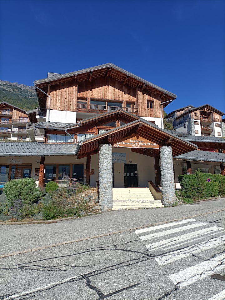 Résidence Le Hameau Des Eaux D'orelle 4 Pers Spa - La Norma