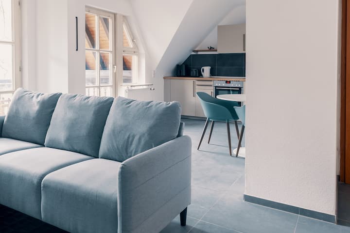 Moderne 2 Zimmer Wohnung Im Herzen Von Karlsruhe - Karlsruhe