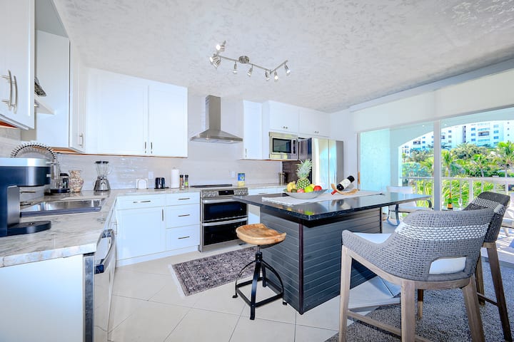 New! Easy Beach Access, Only Steps To Jw Marriott - Marco Island, FL