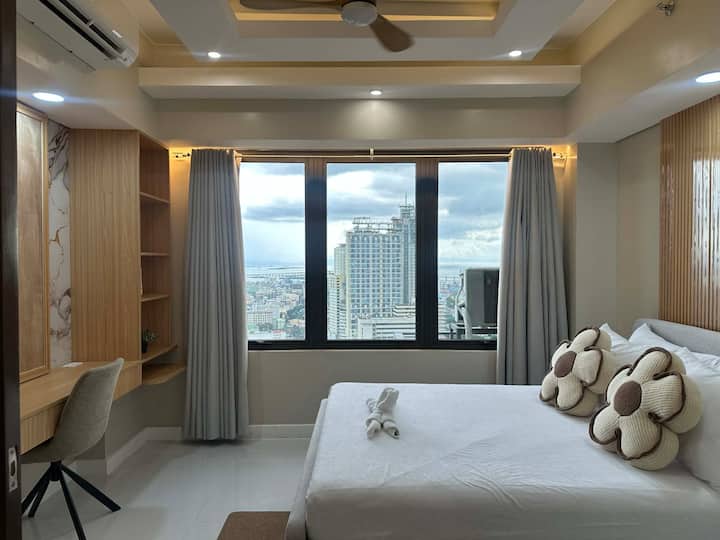 Newly Furnished Cebu Baseline Prestige Condominium - Cebu