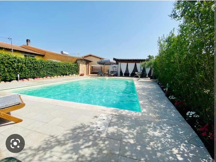 Villetta Con Piscina Privata - San Teodoro