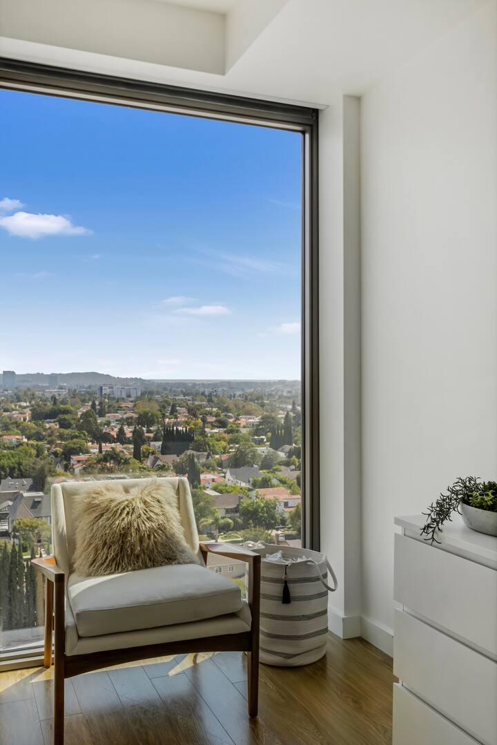 Bh Luxury | Stunning Views • Pool • Parking • Gym - Beverly Hills