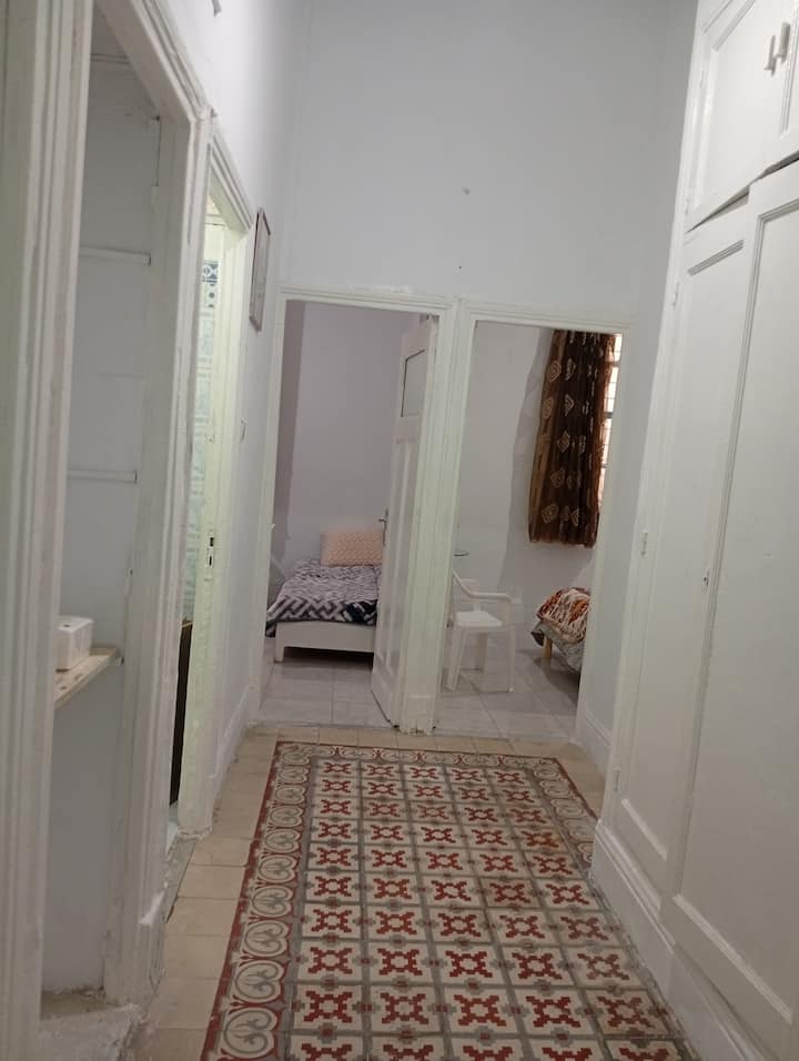 Charmant Appartement Au Cœur Du Centre Ville Tunis - チュニス