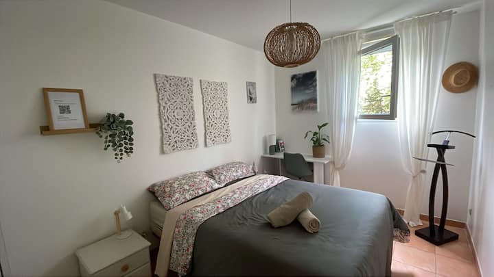 Chambre D'hôtes Au Calme Et Dans La Verdure - Calanques de Marseille