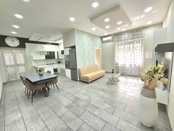 La Tua Casa Napoletana Al Vomero” - Naples