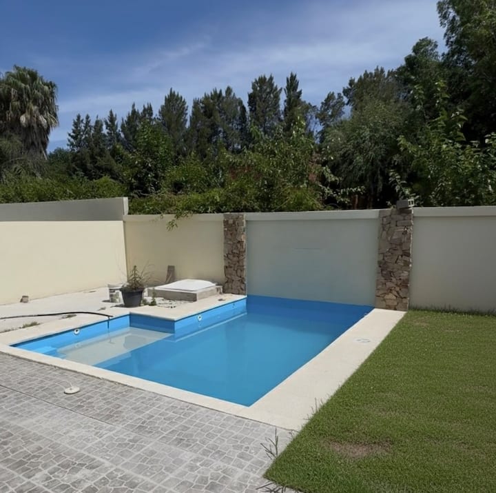 Casa Pileta Parrilla Jardin - San Vicente, Argentina