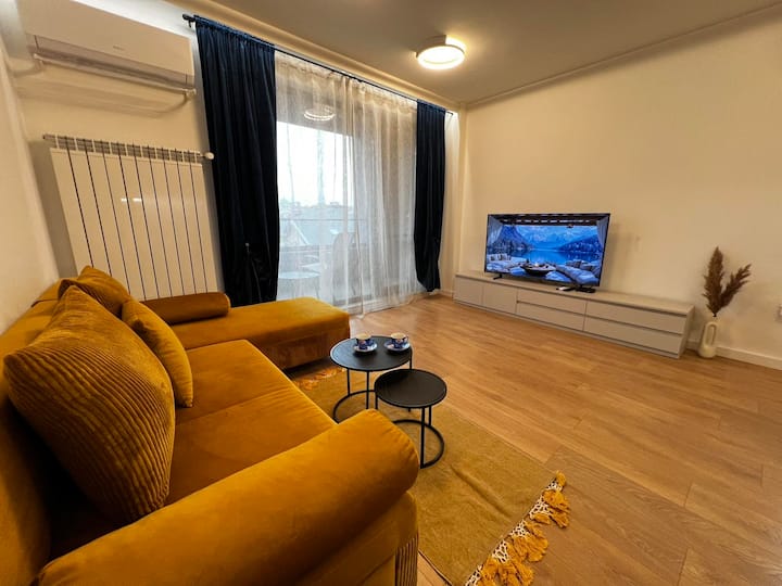 Barcelona 2bdr Cozy Apt W Working Space Near Metro - Sofia