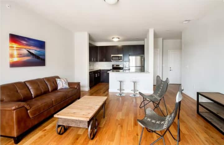 Waterfront Luxury Near Nyc | River Views | Parking - New York