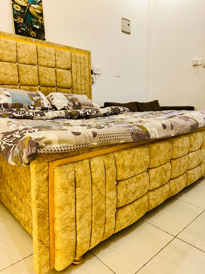 Haven Hideout I · Cozy Studio Apartment - Dar es Salam