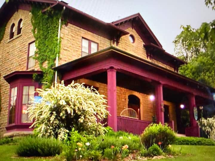 Historic Moondance Inn 2 - Red Wing