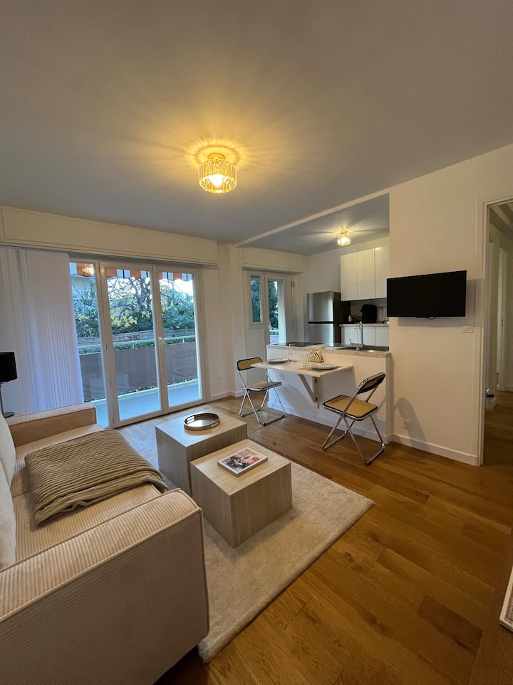 La Maison Dorée. - Le Cannet