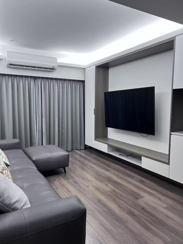 信義區永春捷運站到站即到家/恩典之家/全新電梯大樓/兩房兩廳兩衛 - Taipei