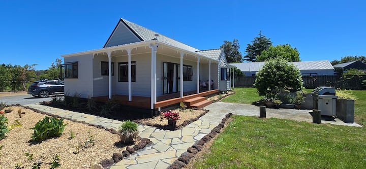 Bumble Cottage On Riverview - Bay Of Islands