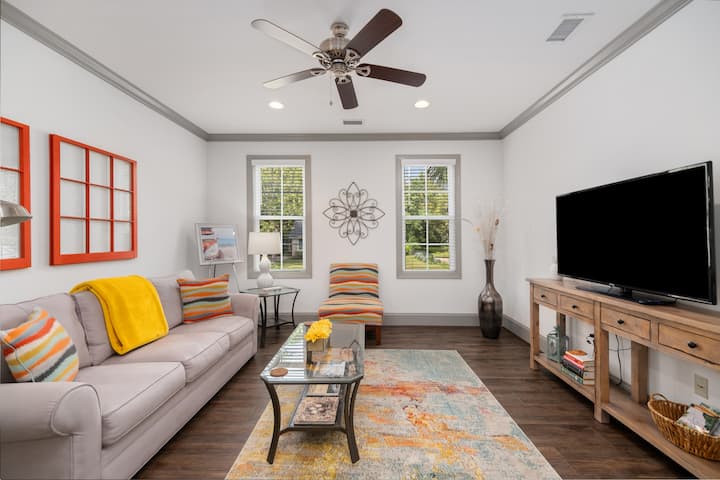 Spacious And Homey | 15 Min. To Downtown And Folly - Charleston, SC