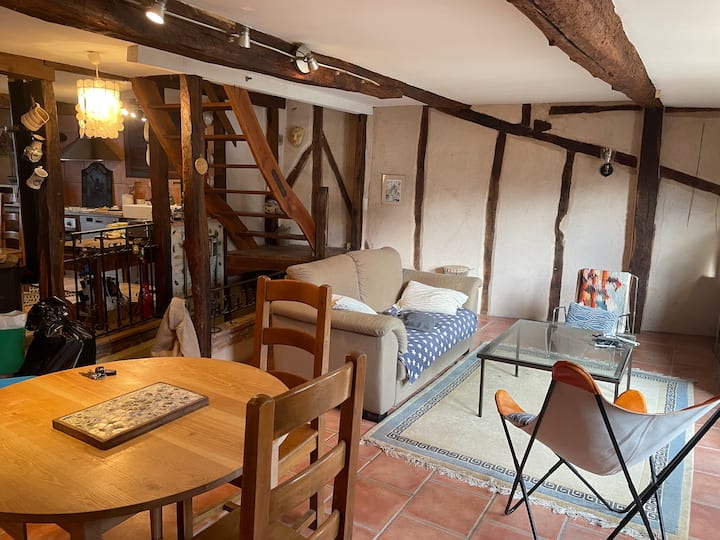 Maison De Village Aux Bordes. - Lac de Mondély