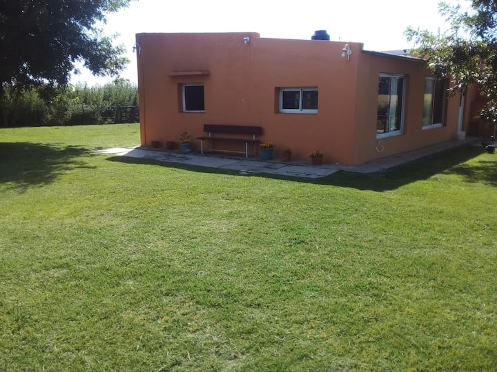 Casa De Campo En Suipacha - Chivilcoy