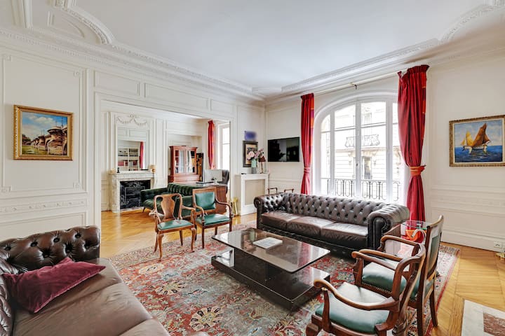Appartement Haussmannien Proche Champs-élysées - París