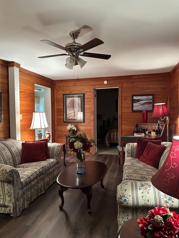 Mountain Top Getaway With Hot Tub. - Laurel Ridge State Park, Rockwood
