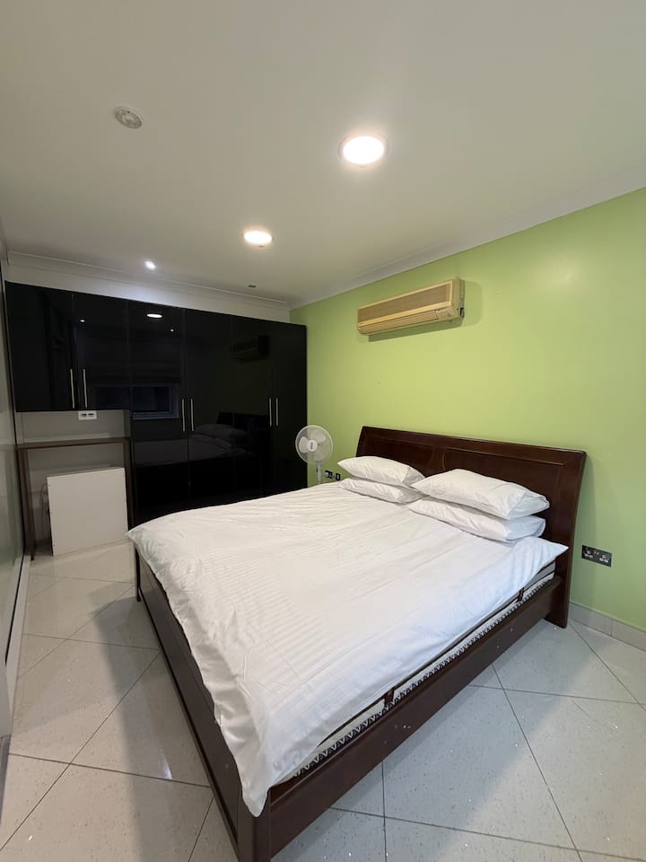 Isleworth 1-bed Near Heathrow - Twickenham