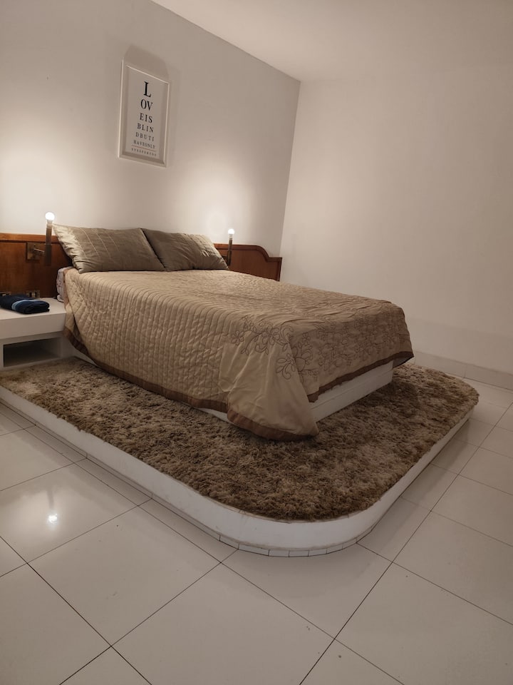 Quarto Luxo Com Banheira - Goiânia