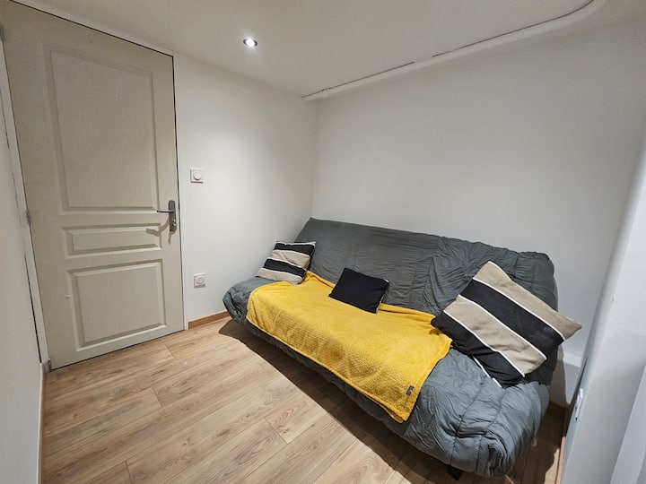 Appartement Cosy, Spa-terrasse-calme & Parking - Toul