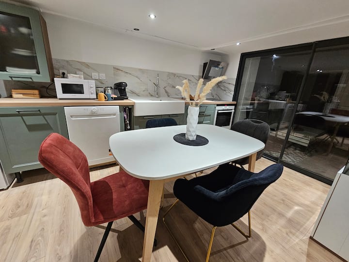 Appartement 4 Pers Cosy Avec Terrasse Et Spa - Toul