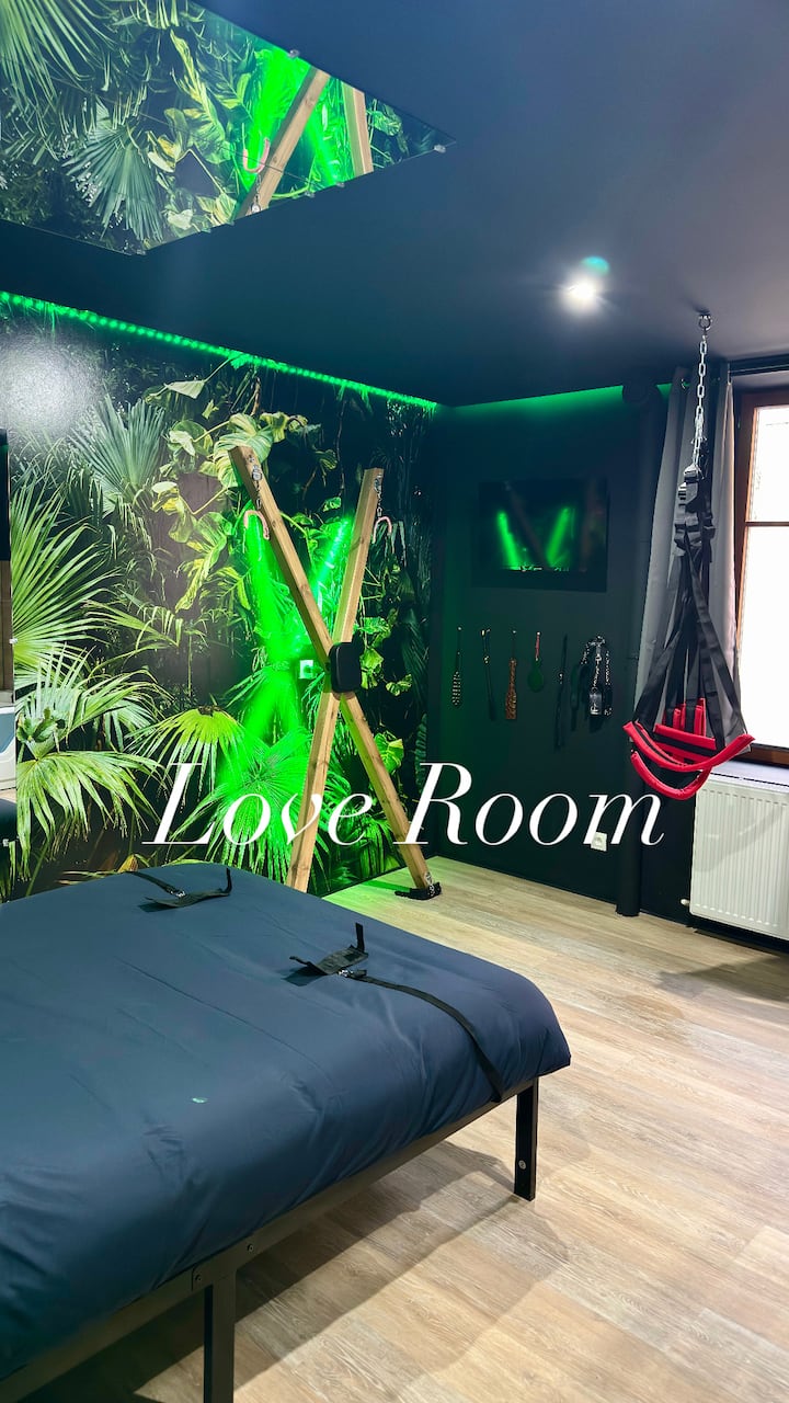 ° Love Room - Expérience Jungle ° - Belfort