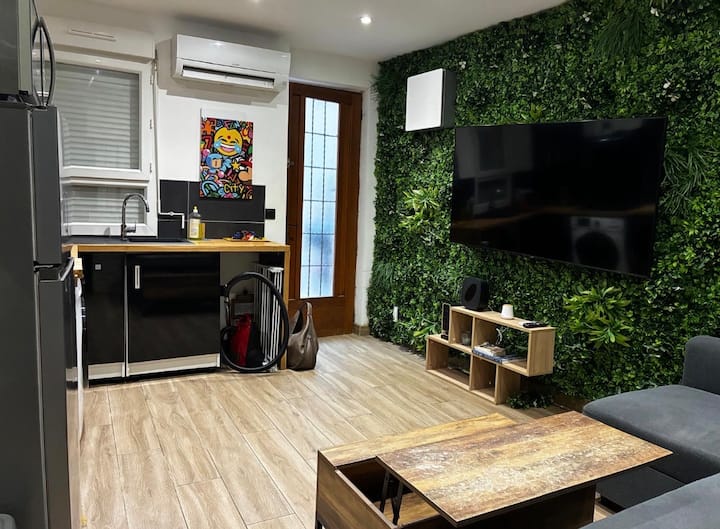 2 Pièces 30m² Endoume 7ème Proche Plages Corniche - ibis Marseille Bonneveine Calanques Plages