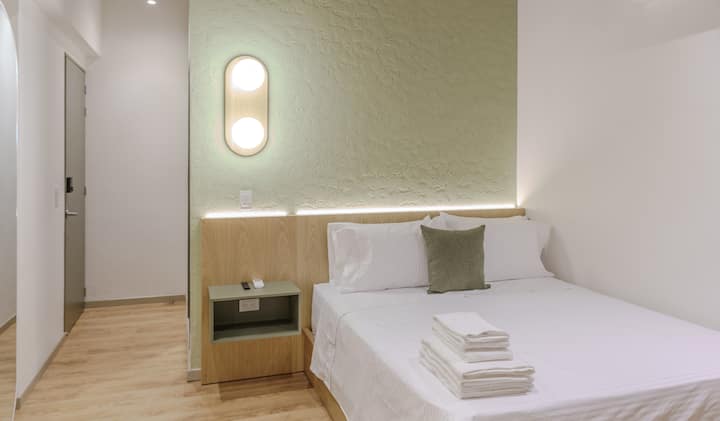 New - Casa Gela - Charming, Calm & Spacious Stay - Medellín, Colombia