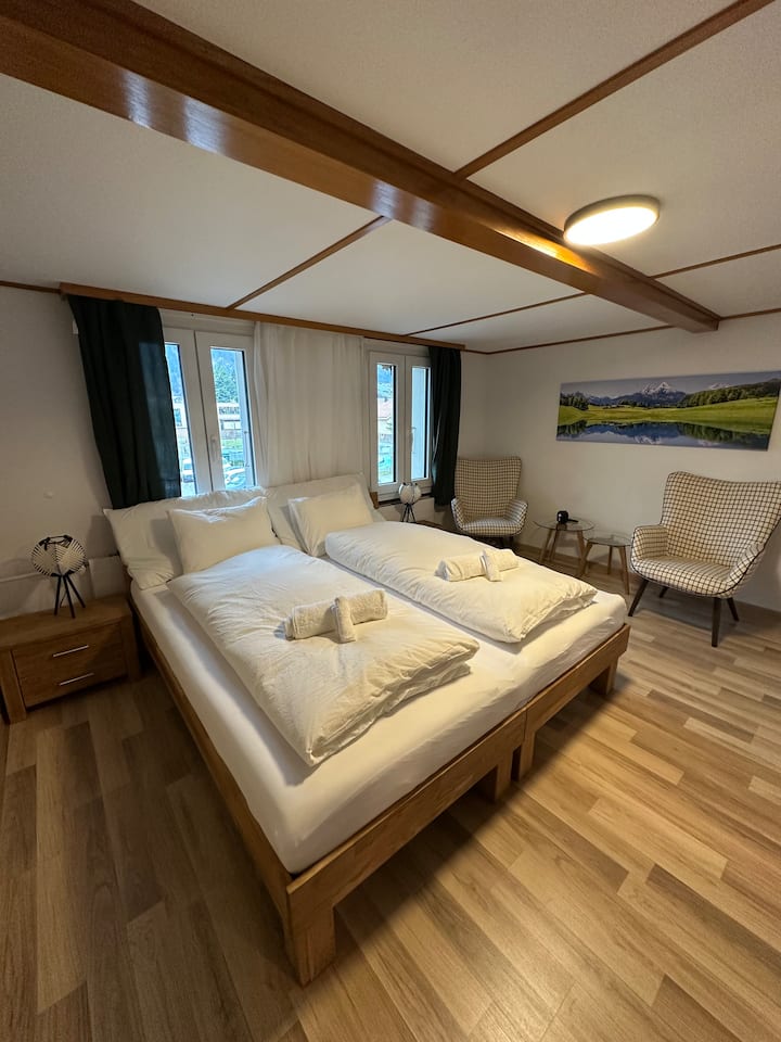 Charming Alpine Stay In Interlaken Relax & Explore - Interlaken