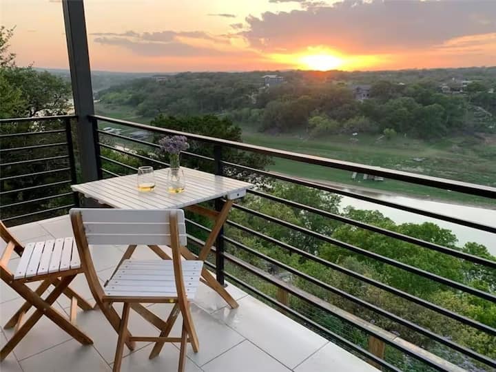 Whiskey River | Willie Nillie Riverfront Retreat - Spicewood, TX