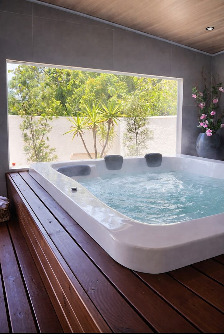 “Refúgio Com Jacuzzi Aquecida E Clima De Sítio.” - Tubarão