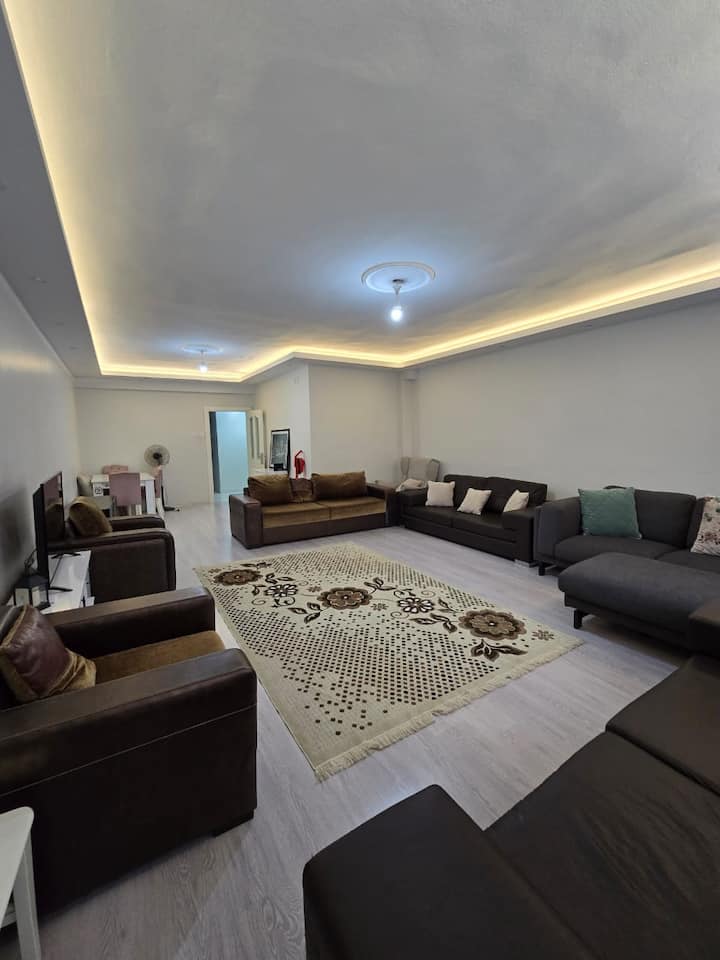 (Mecit) 3 Yatak Odalı Büyük Salonlu Aile Apartmanı - İstanbul