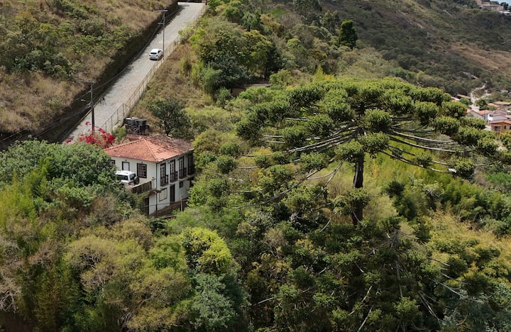 Casarão No Centro Com Garagem E Mirante - Ouro Preto