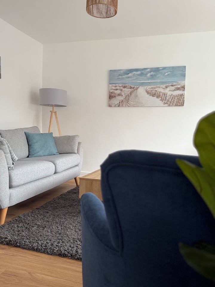 Fire And Ice. Beautiful Bungalow In St Dogmaels. - Cardigan