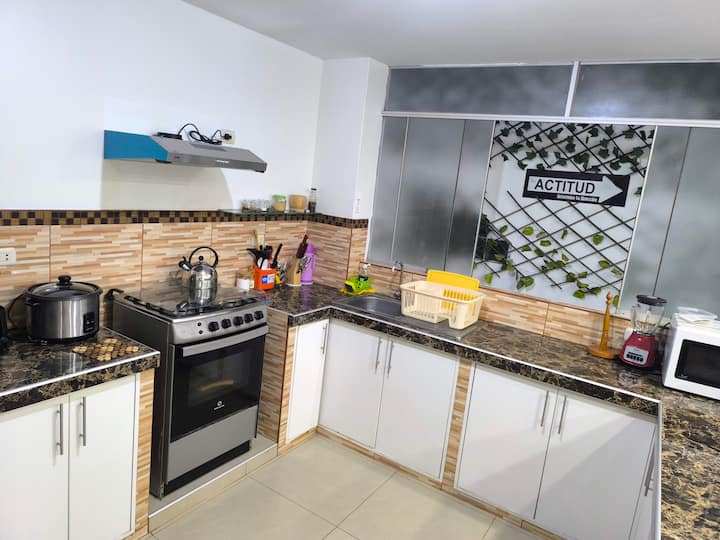 Apto 3 Dormitorios Cerca A La Playa B - Pacasmayo