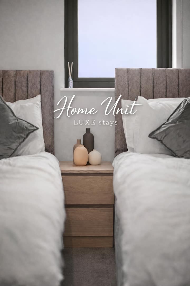 Skyline Penthouse | Parking | Ideal For Long Stays - Hampshire