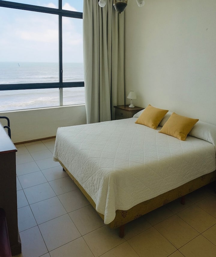 Vista Al Mar. Cómodo. Completo - Miramar